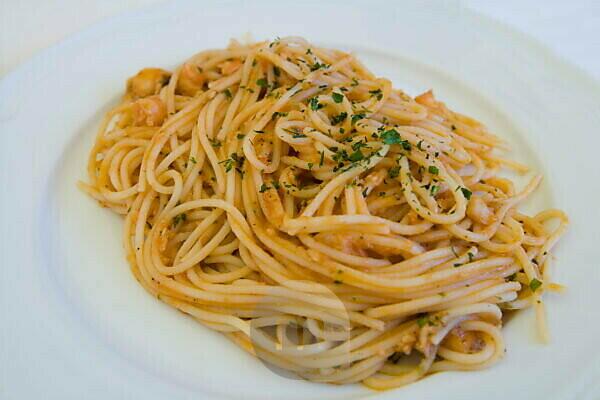 Bildagentur | mauritius images | Plate of spaghetti, Venice, Veneto ...
